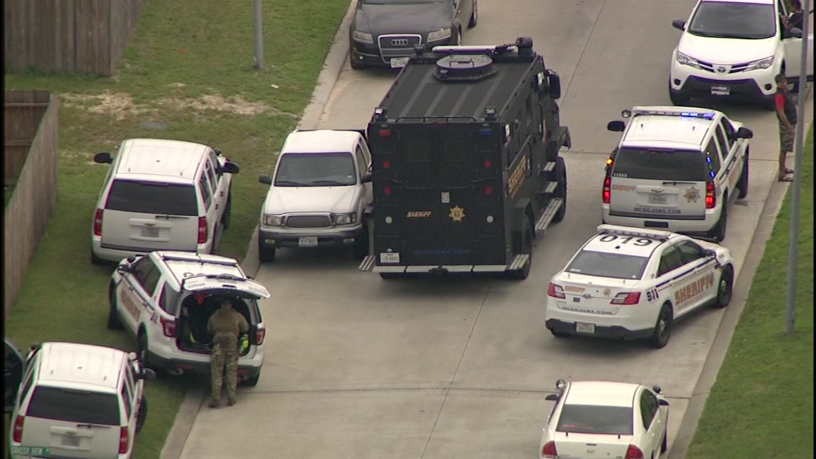 Suspect Found Dead After Swat Standoff In North Harris Co Home Abc13